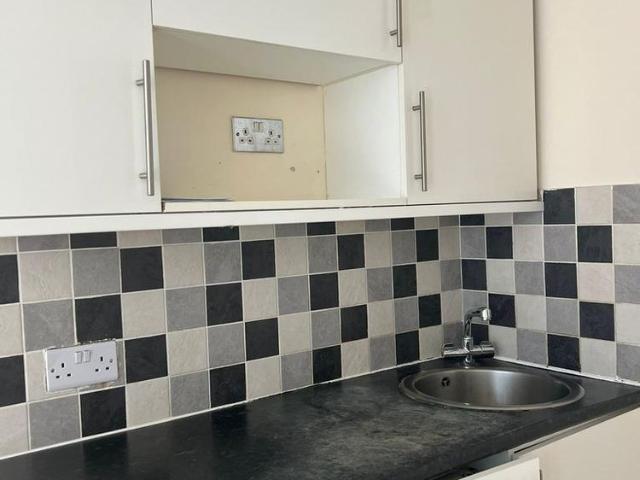 Studio to rent