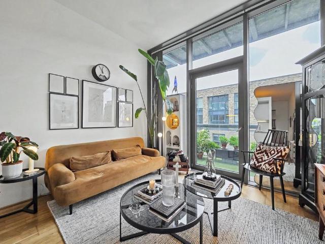 Studio to rent