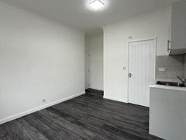 Studio to rent