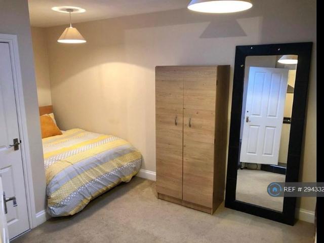 Studio to rent