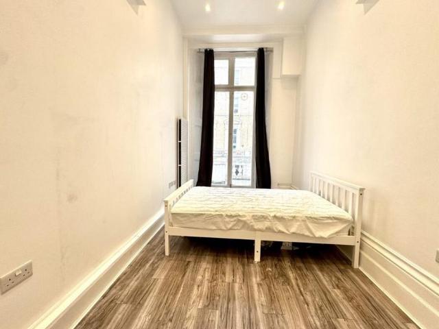 Studio to rent