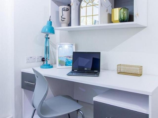 Studio to rent