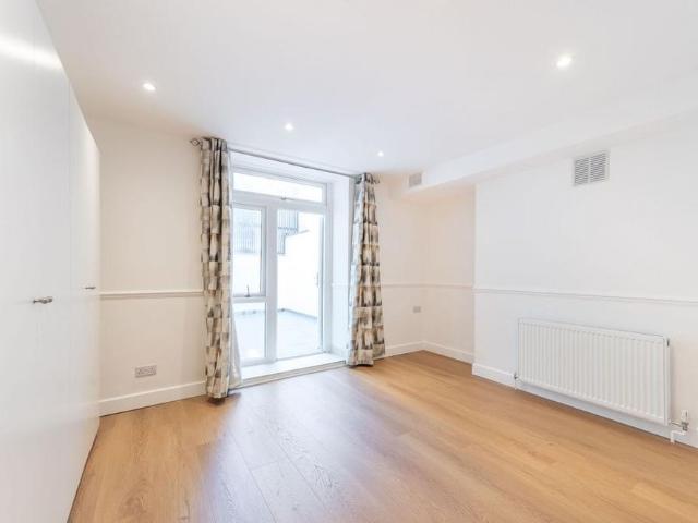 Studio to rent