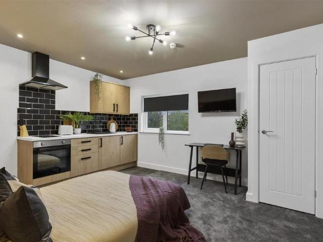 Studio to rent