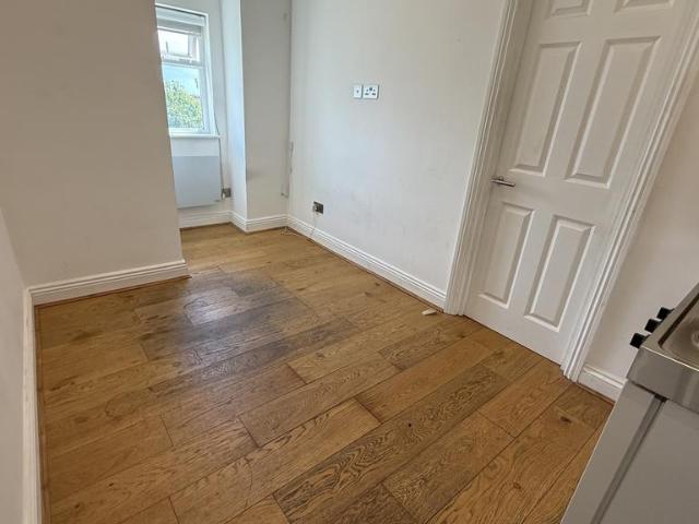 Studio to rent