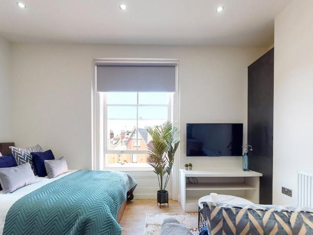 Studio to rent