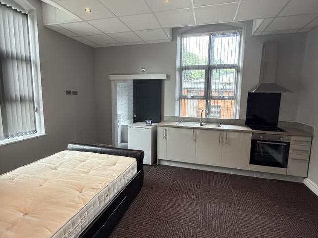 Studio to rent