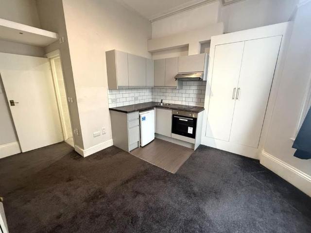 Studio to rent