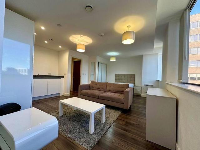 Studio to rent
