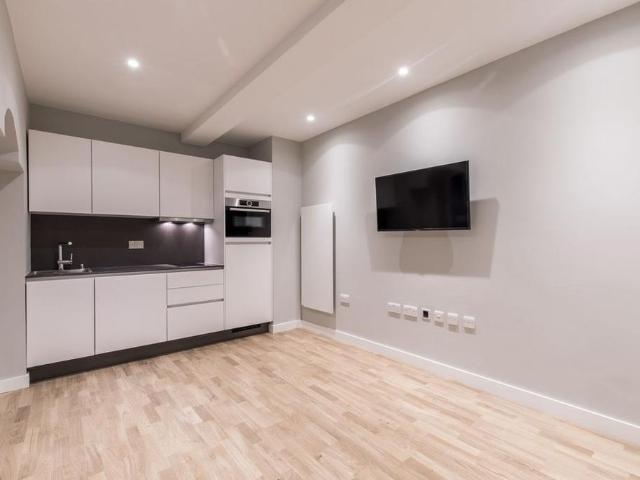 Studio to rent