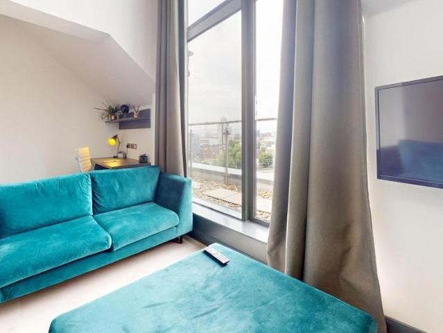 Studio to rent