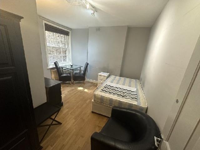 Studio To Rent