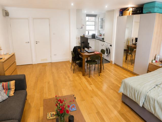 Studio to rent