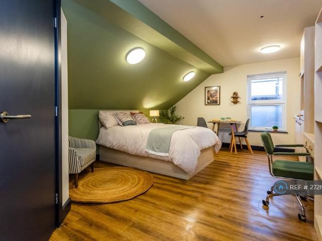 Studio to rent