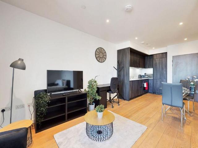 Studio to rent