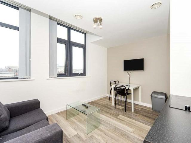 Studio to rent