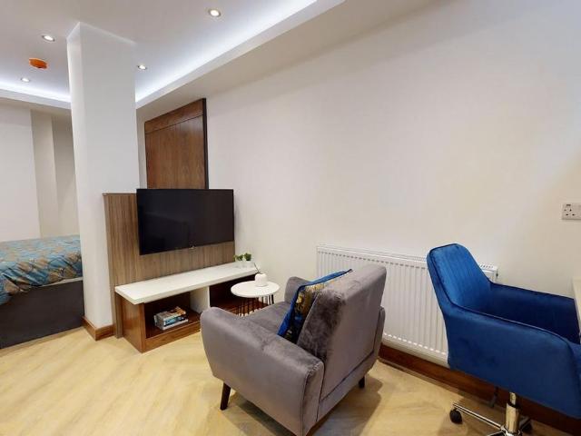 Studio to rent