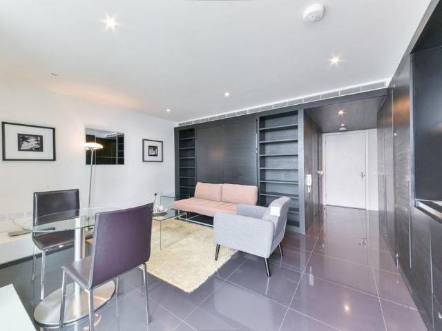 Studio to rent