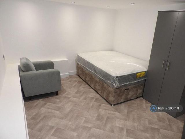 Studio to rent