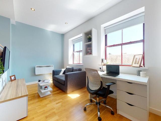 Studio to rent