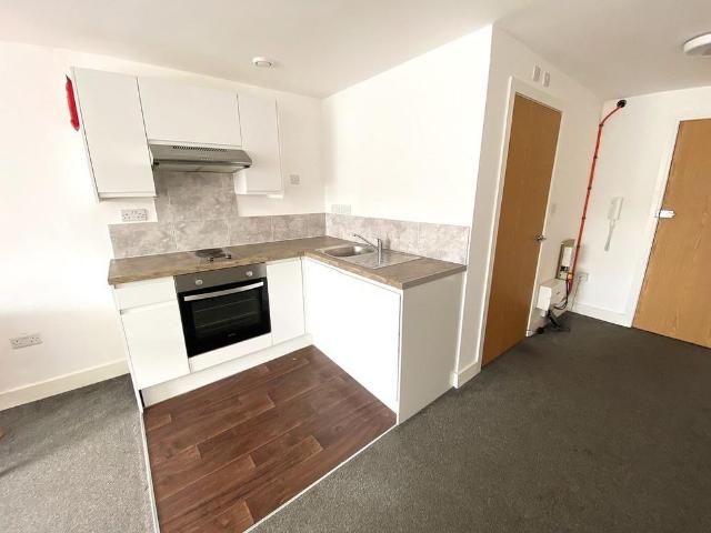 Studio to rent