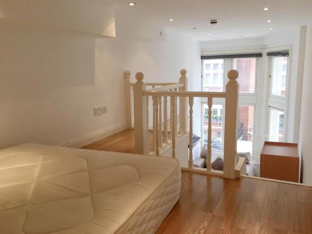 Studio to rent