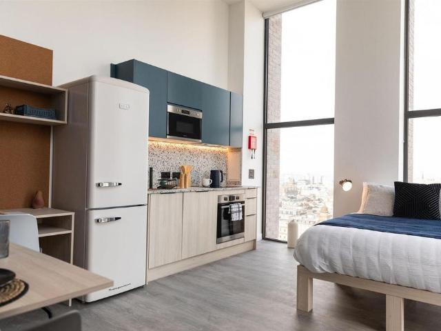Studio to rent