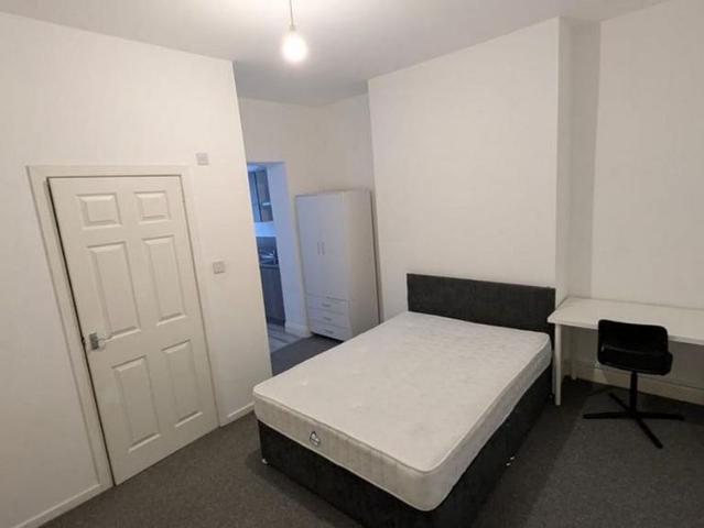 Studio to rent
