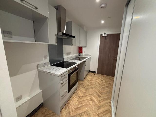 Studio to rent