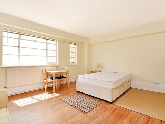 Studio to rent