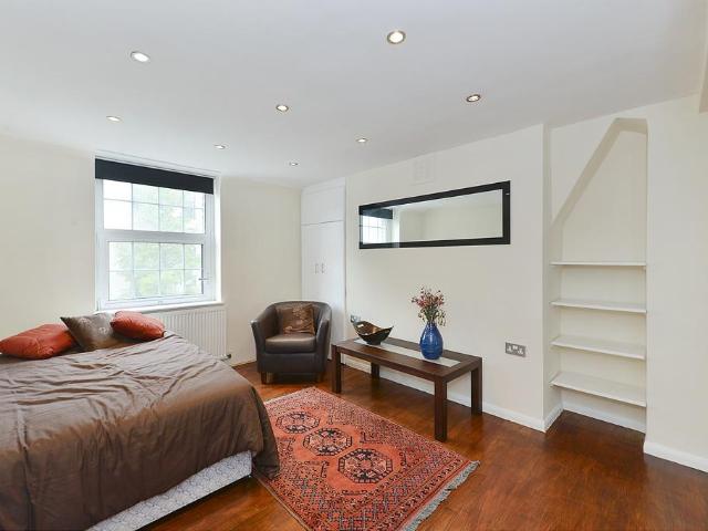 Studio to rent