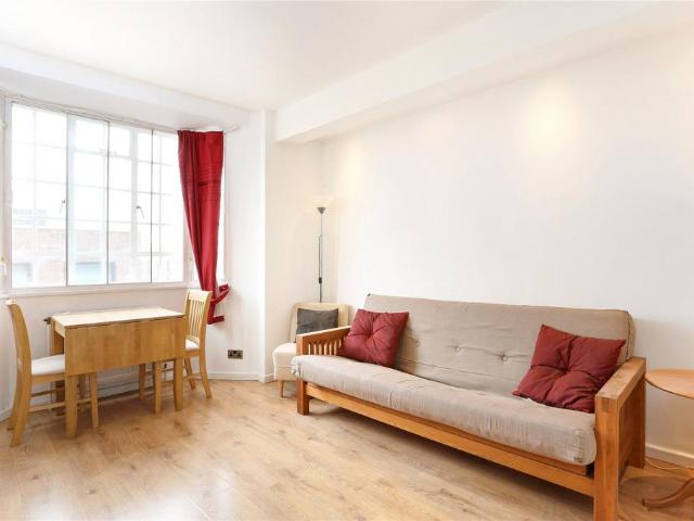 Studio to rent