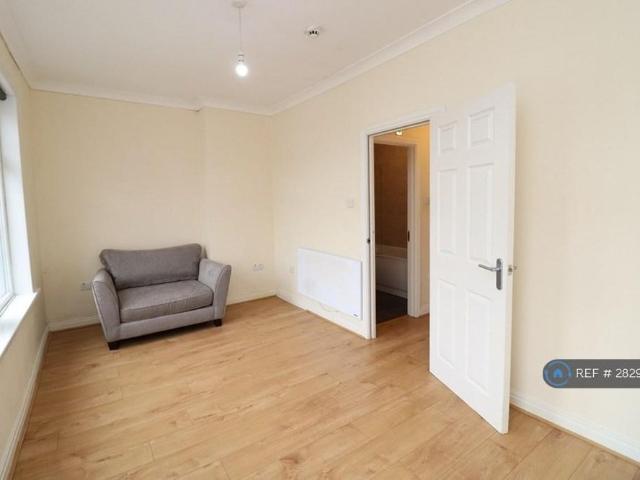 Studio to rent