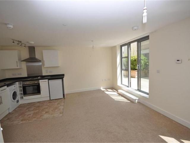 Studio to rent