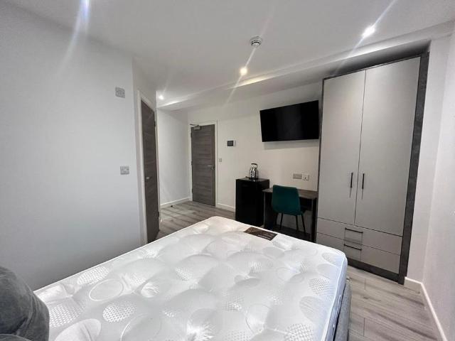 Studio to rent