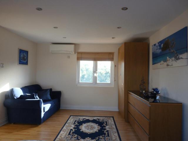 Studio to rent