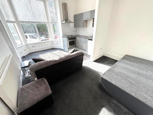 Studio to rent