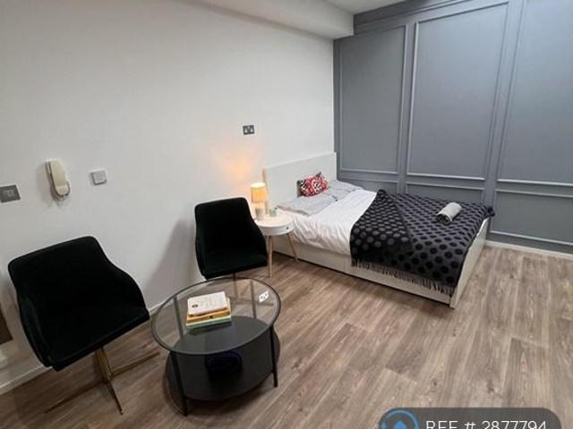 Studio to rent