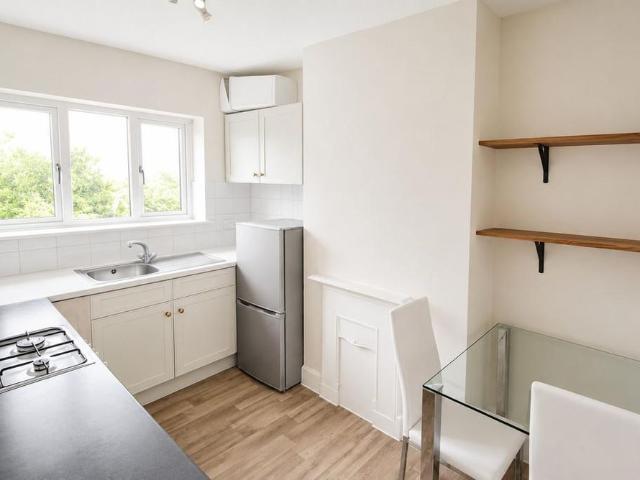 Studio to rent