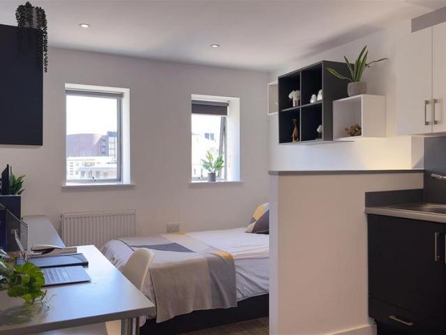 Studio to rent