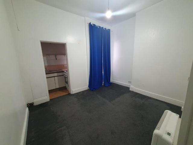Studio to rent