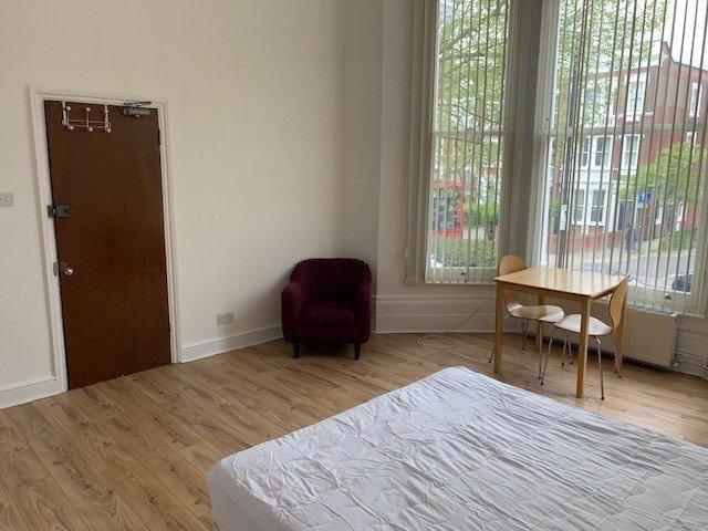Studio to rent