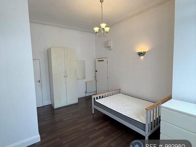 Studio to rent