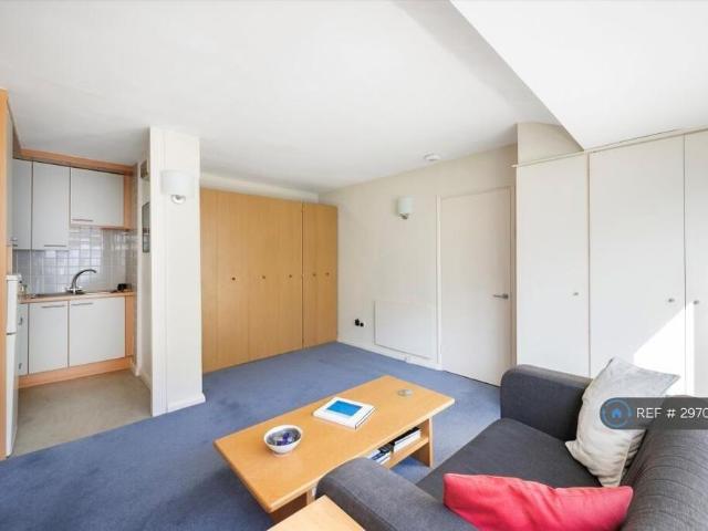 Studio to rent