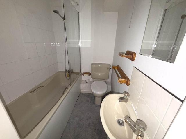Studio to rent