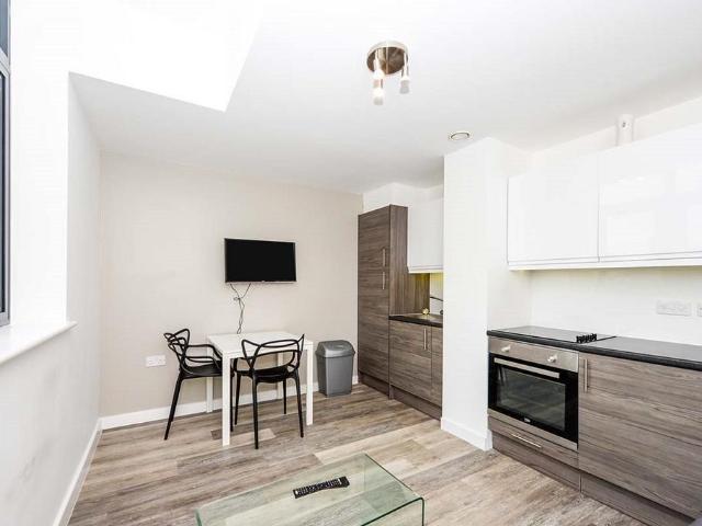 Studio to rent