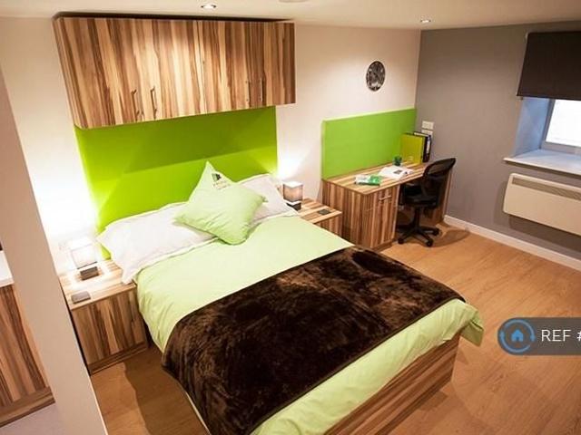 Studio to rent