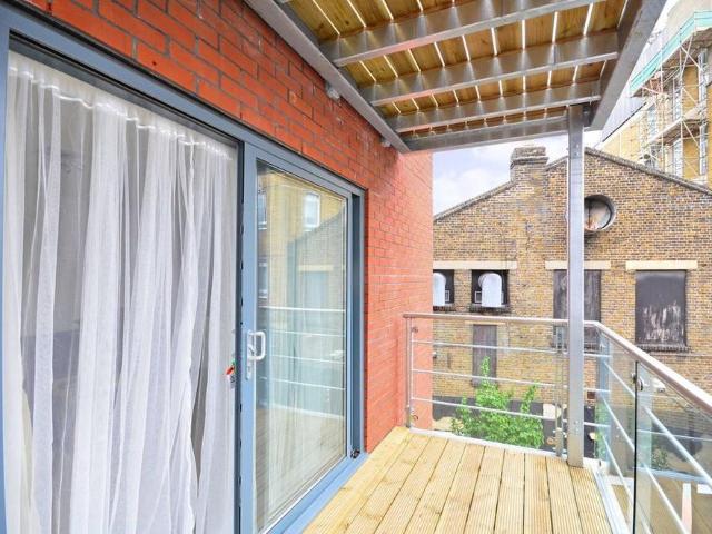 Studio to rent