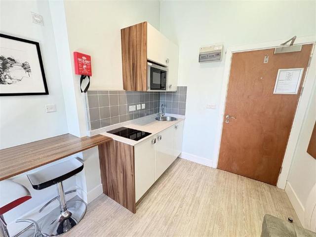 Studio to rent
