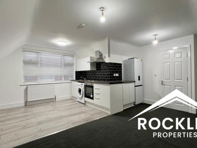 Studio to rent